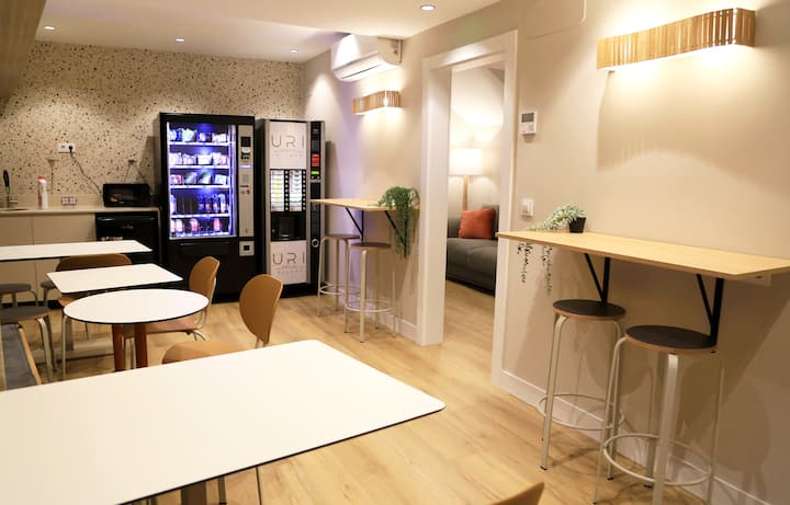 Uri Hostel Habitaciones Con Baño Compartido - Bilbao