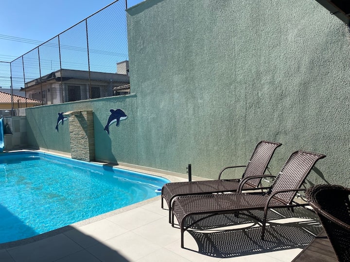 Ampla Casa Com Churrasqueira, Piscina E Ac. - Governador Celso Ramos