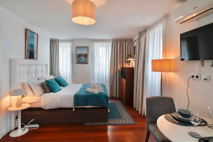 Emblematic View - Aveiro City Centre - Aveiro