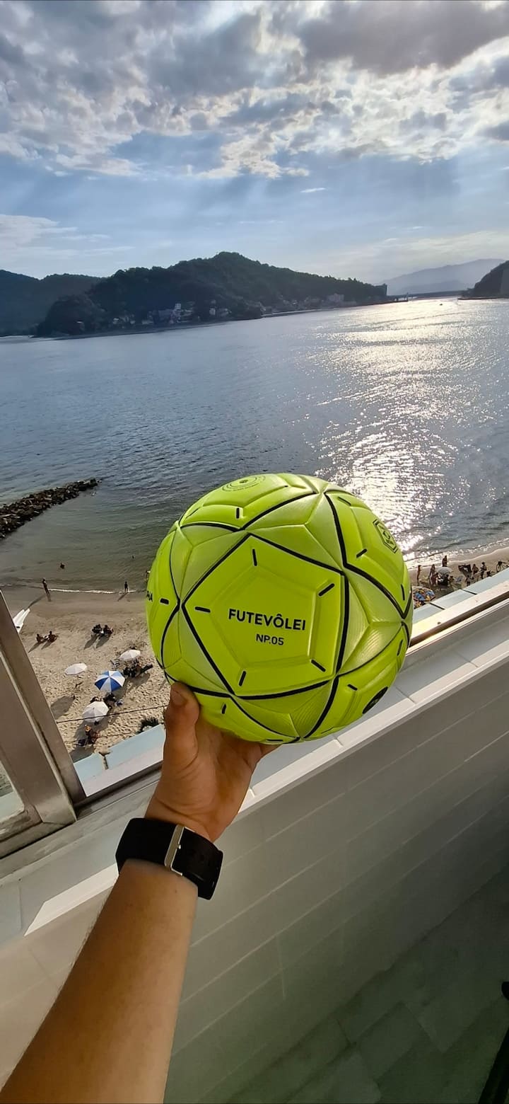 Apartamento Na Praia | Pé Na Areia Uhuul. - São Vicente