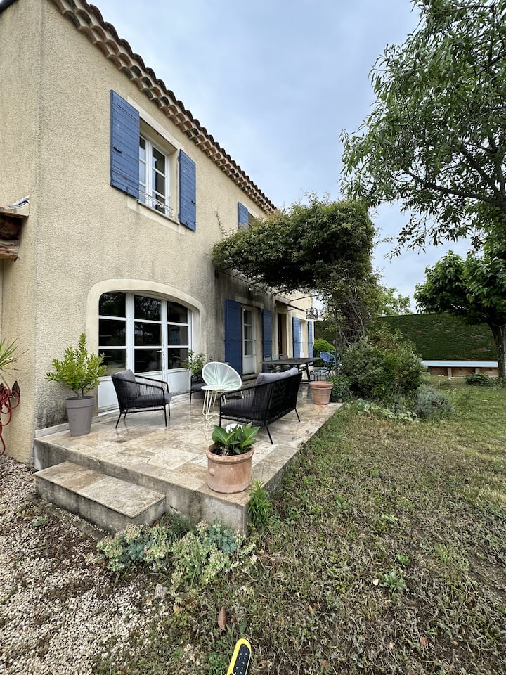Villa Provençale-6 Chambres-piscine-jardin - Carpentras