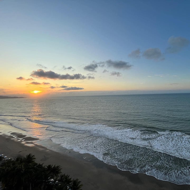 ¡ Jacuzzi Vista Al Océano ! - Tonsupa