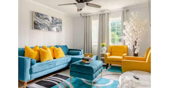 Sunlit 2br Retreat | 2 Min To Sfa | Full Kitchen - Nacogdoches, TX