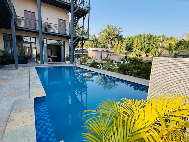 Manobee | Pool | Garden | Rooftop | Udaipur - Udaipur