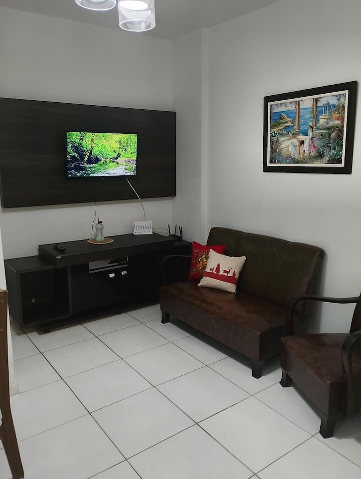 Apto Dois Dormitórios, A 900m Da Praia Do Perequê - Pôrto Belo