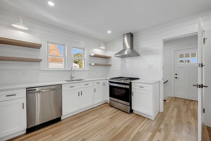 Driftwood Flats - Fairfield, CT