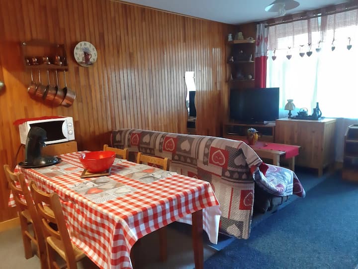 Joli Appartement Près Des Pistes - Saint-Léger-les-Mélèzes