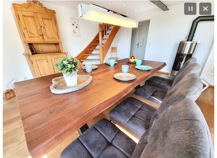 5 Zimmer Maisonette Mit Garten Und Schwedenofen - Hilzingen