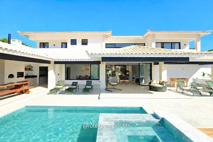 Mansão Nova Na Ferradura Em Búzios - Brazil