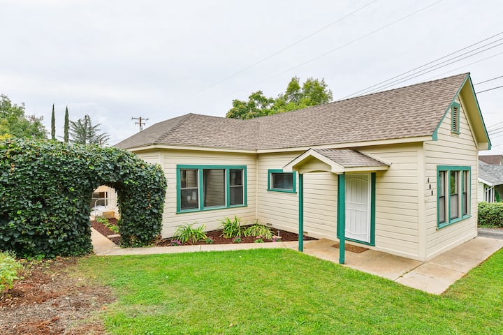 Cottage In Old Town Folsom - Folsom, CA