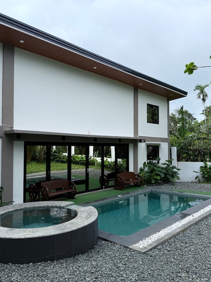 Hidden Gem Near Tagaytay - Lounge 0 - Alfonso