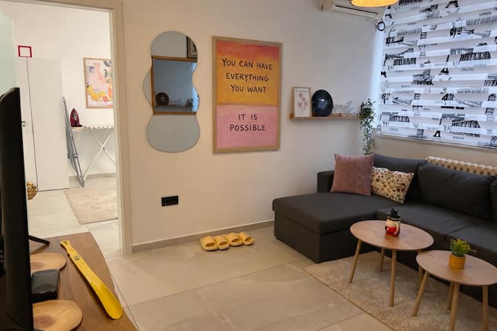 Gigis Apartment In The Heart Of Prishtina - Kosovo