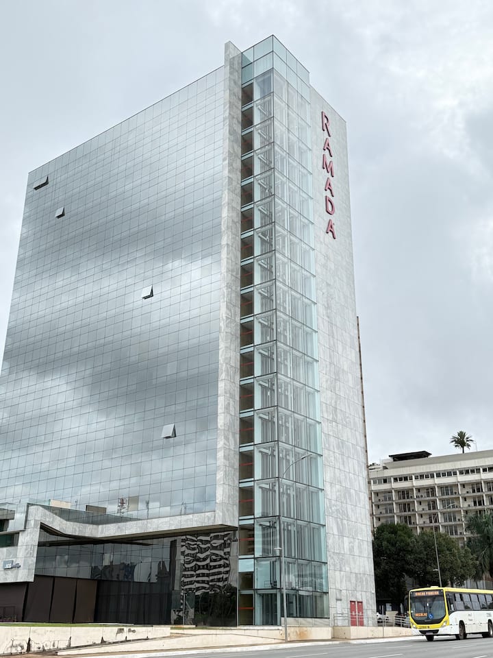 Apartamentos Da Rede Premium Em Hotel Alvorada - Brunei