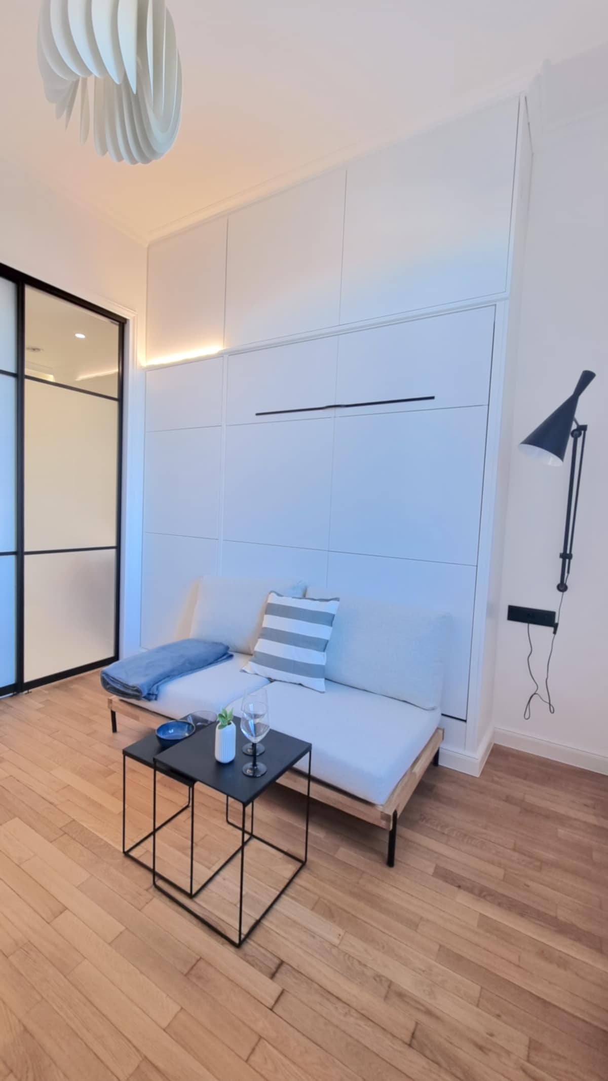 Stylish studio close to center with view - Apartments for Rent in ...