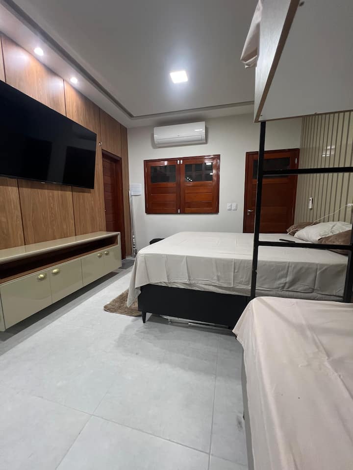 Pousada Em Camocim - Quarto Para Até 6 Pessoas. - Camocim