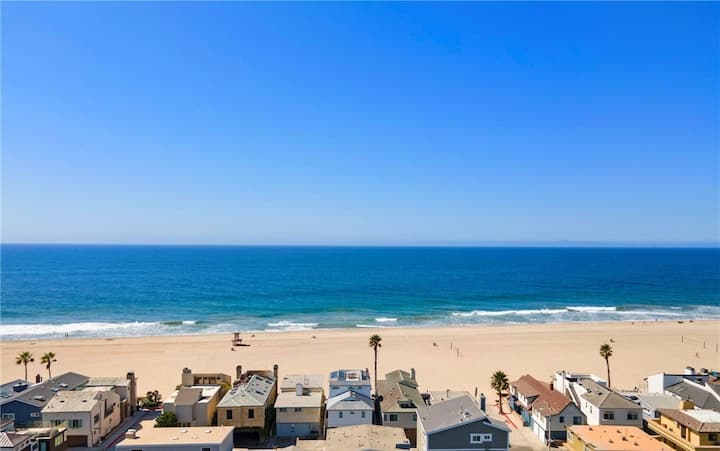 Beach House With Ocean View, 1 House From Sand - Newport Beach, CA