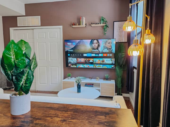 Caliber | 2 King Beds | Elevator | 2 Ensuite | W/d - Camden