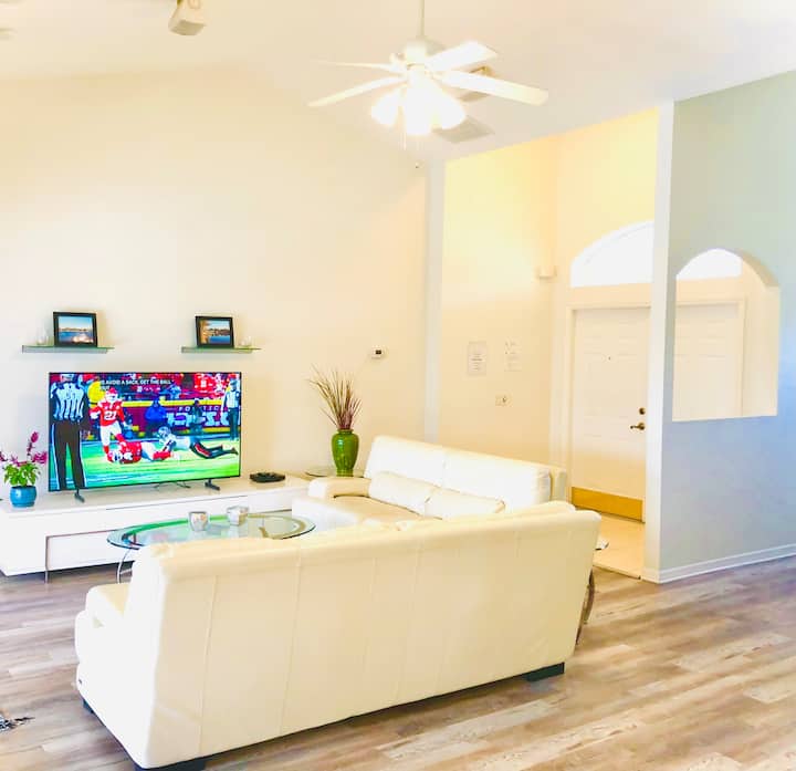 Resort Style Pool • Spa • Gulf-access Getaway! - Sanibel Island, FL