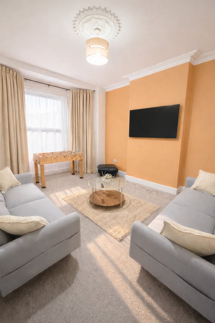 Large 4br Home | Contractor-friendly | Up To 11 - イギリス クロイドン