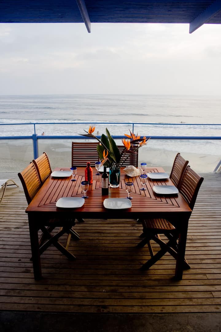 Linda Casa Estilo Mediterráneo En Pulpos- 14 Camas - Perú