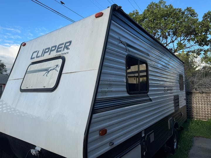 Rv/camper Located In Santa Cruz. Take It Anywhere! - Santa Cruz, CA