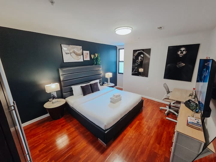 Brio | Convention Center | King Bed | Elevator - Society Hill - Philadelphia