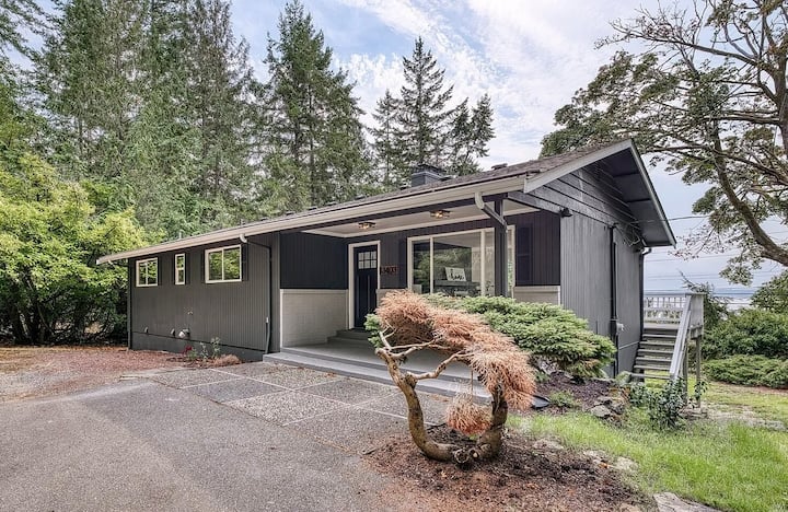 The Ultimate Family Getaway| Views, Comfort, Play - Gig Harbor, WA