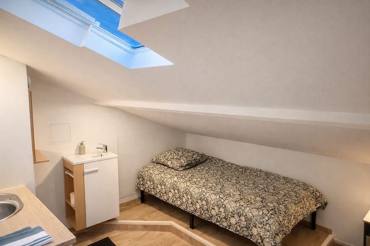 Studette Cosy Au Calme Parc Arboré Et Parking - Montfort-sur-Meu