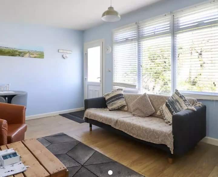 Ocean Breeze 2 Bedroom Chalet On Bideford Bay - Clovelly