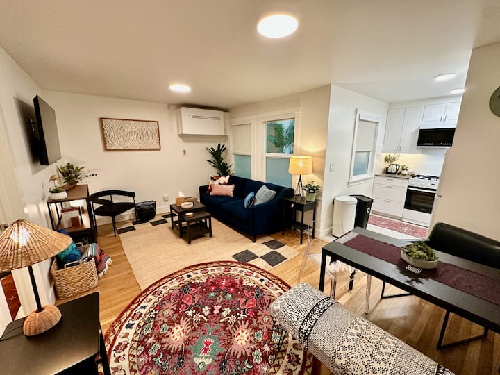 Fresh Apartment In Charming Rockridge Neighborhood - Berkeley, CA