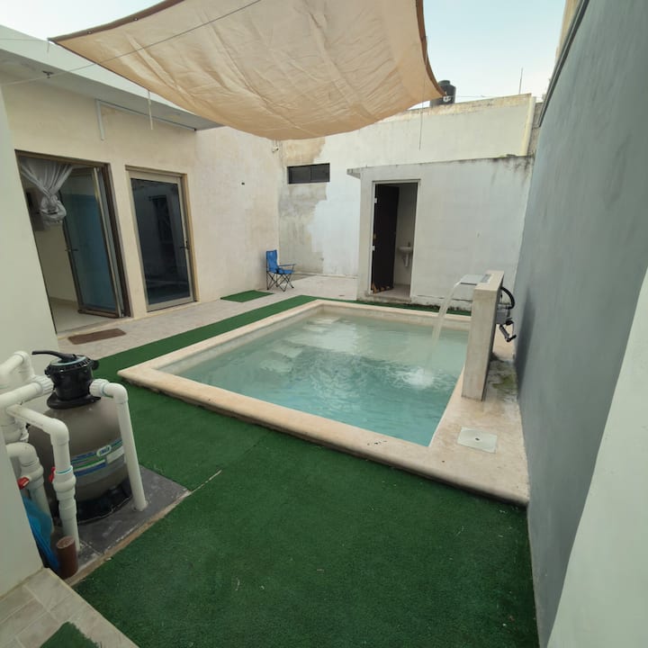 Casa Con Alberca Cerca De La Plaza - Chetumal