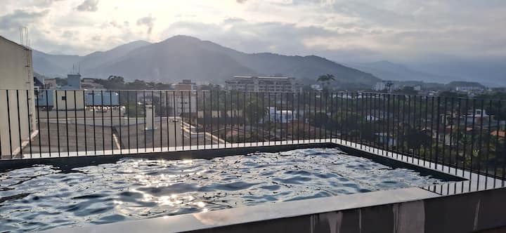 Novo, Piscinas E Conforto Na Orla Do Itaguá! - Ubatuba
