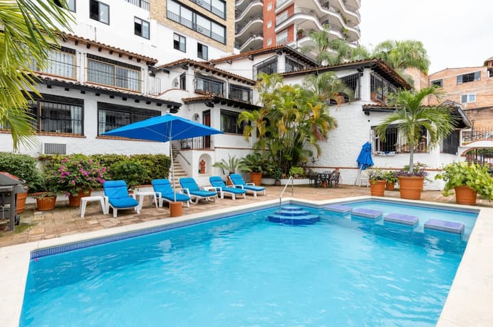 Condominium Birdcage #5, Zona Romantica - México