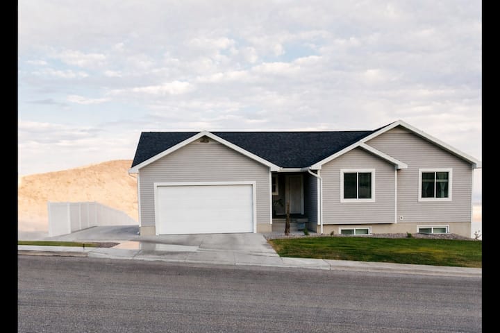 Angels Airbnb - Wendover, UT