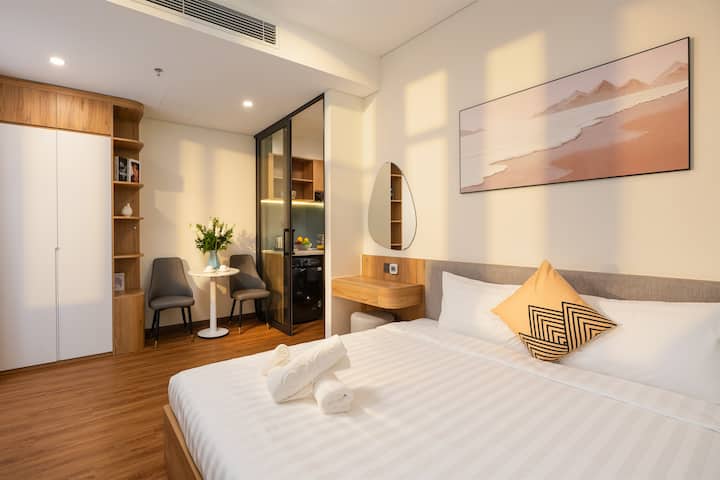 Grandlux/ 1bd 5 Mins To Beach_parking+washer - Provincia de Đà Nẵng, Vietnam