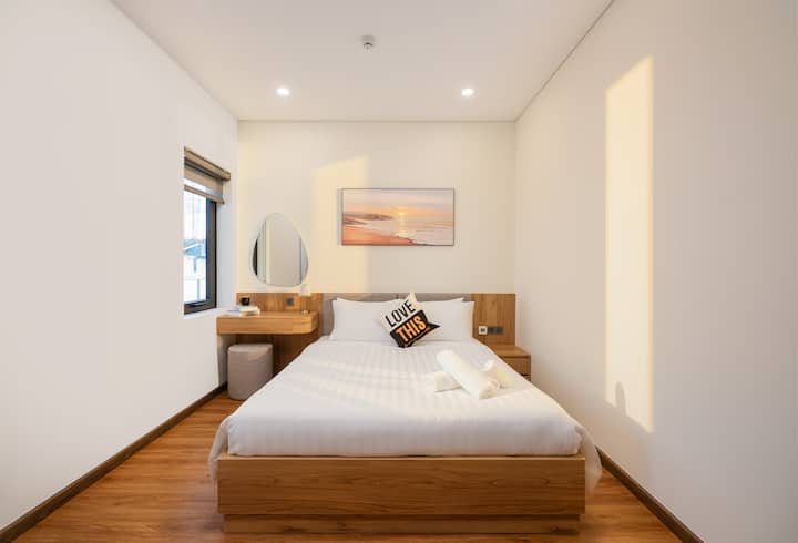 - Grandlux/1br Central Son Tra_beach & Han River - Da Nang, Province, Vietnam