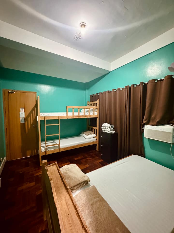 Affordable 4 Pax Stay | Town Proper W/ Ac & Wifi - Coron