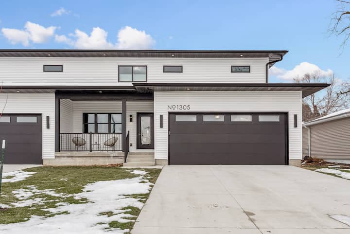 Brand-new Build | Views Of Uni Campus - Cedar Falls, IA