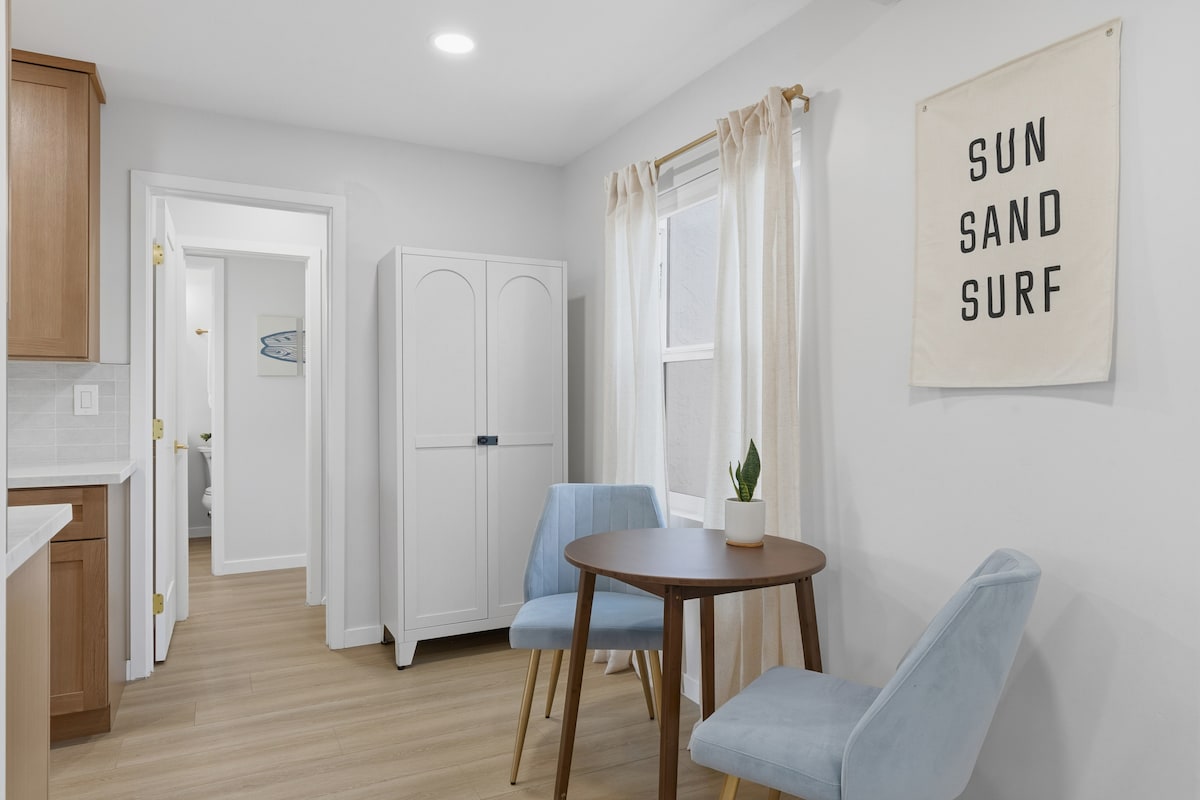 One Block to Beach! 4BR w/ Game Room + Parking - Houses for Rent in San ...