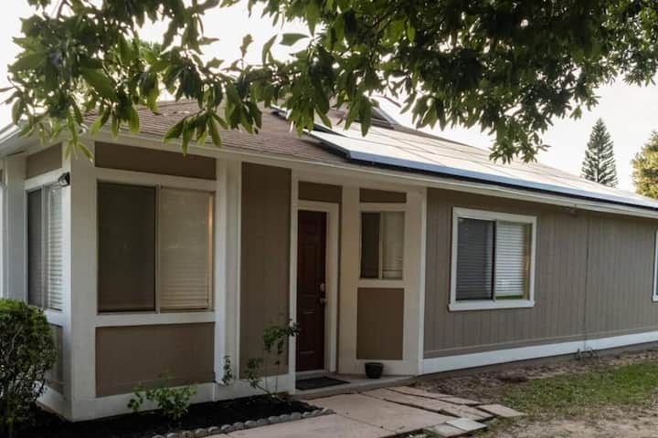 Spacious 2br/2ba Fully Furnished Home In Orlando - Winter Garden, FL