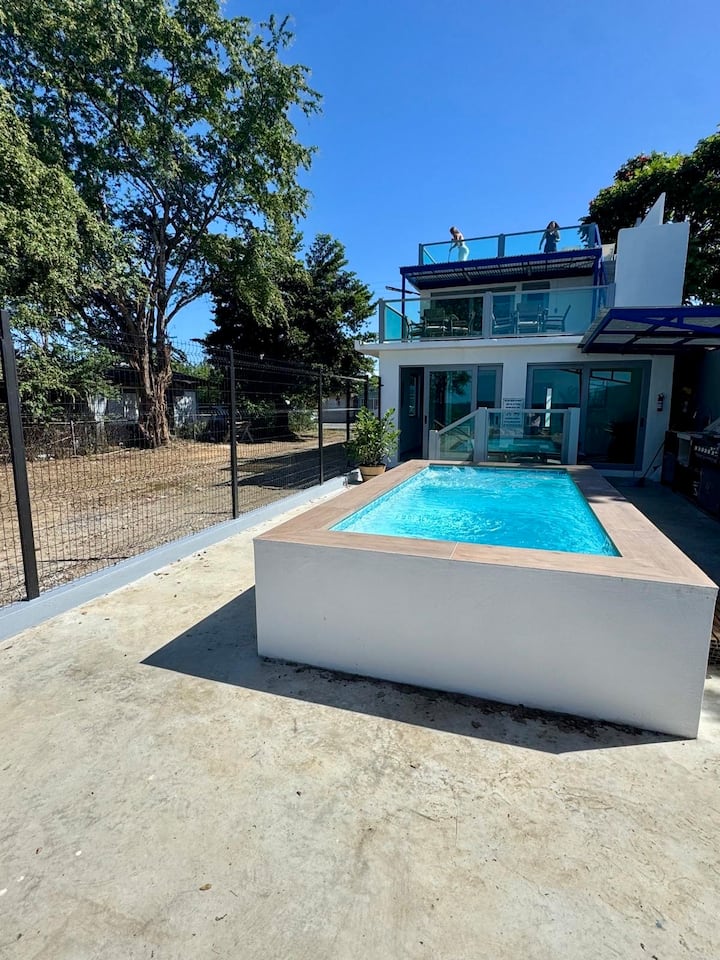 Beach House Getaway - Isla De Cabras - Levittown