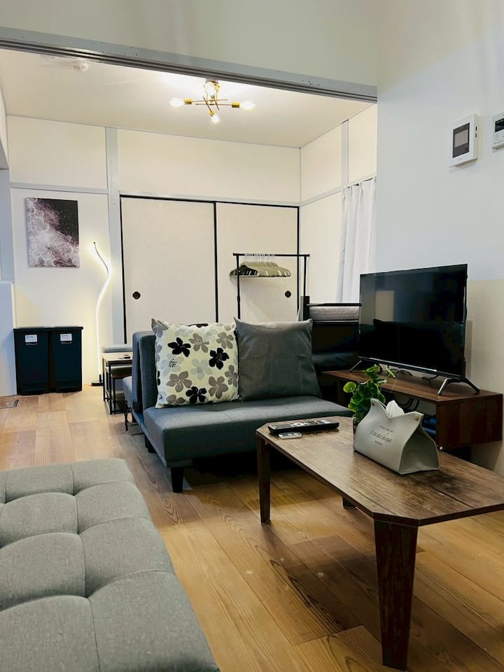 〈Ln41〉三宮駅徒歩8分、閑静な住宅街の貸切フラットblack Panther Hide - Kobe