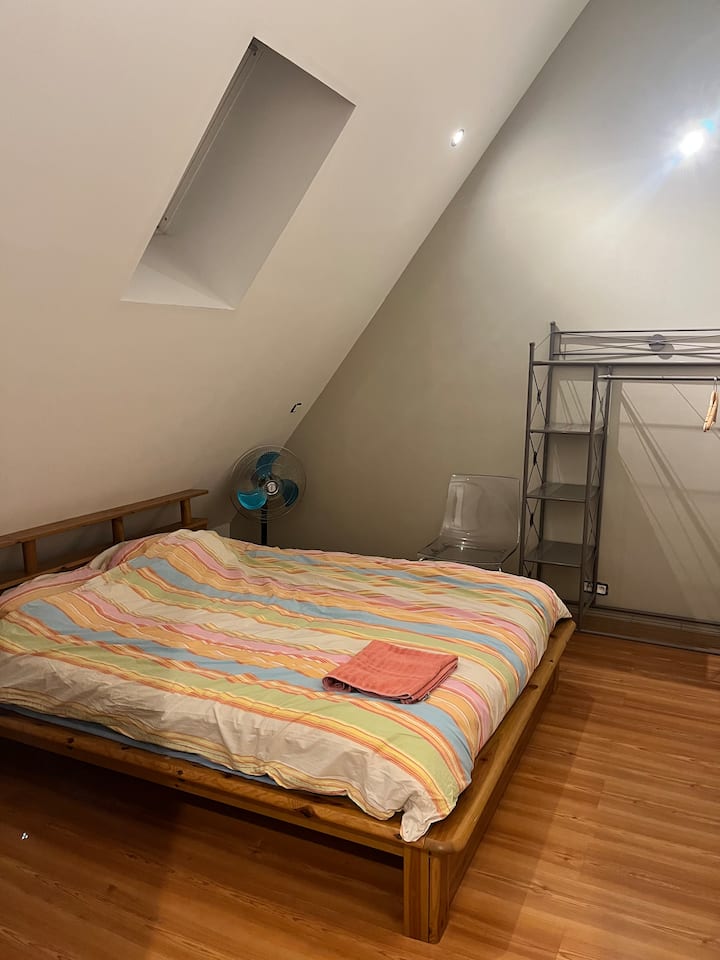Chambre Calme Et Confortable - Dour