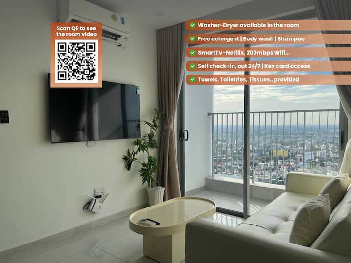 Luxury Furnished 2br |Pool & Gym @Happyonecentral - Thủ Dầu Một