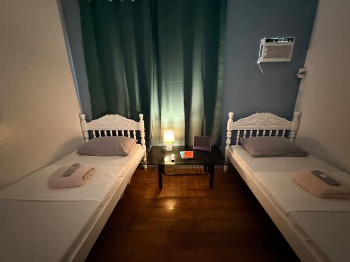 Haraya Guest House - Twin Room - Roxas City