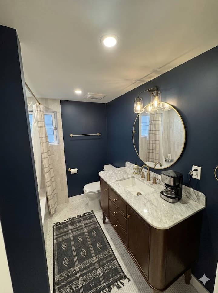 Campus Craftsman - Seattle, WA