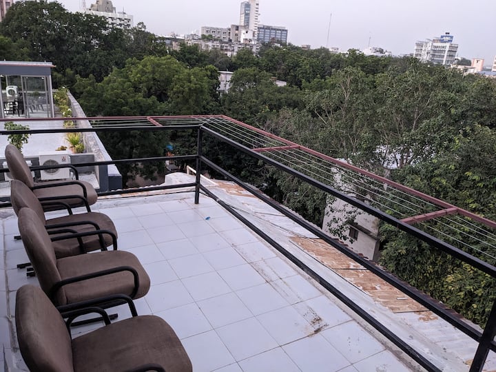The Upper Home - Ahmedabad