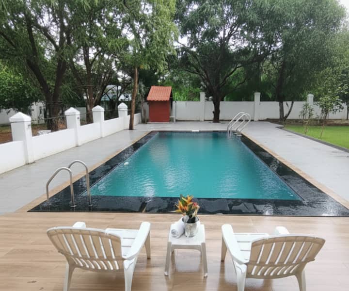 Paradise - 4bhk Private Pool - Karjat