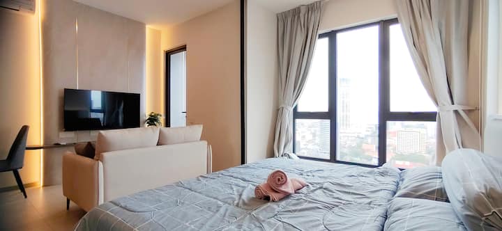 Prestige 2 Rooms Suite | Sea View | 22 Macalisterz - George Town