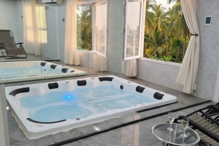 Balsam - Private Jacuzzi Villa - Karjat